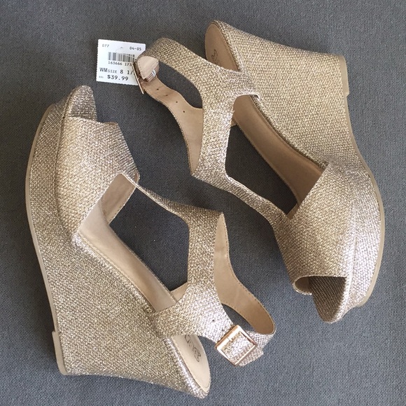 Brash | Shoes | Brash Gold Wedges | Poshmark